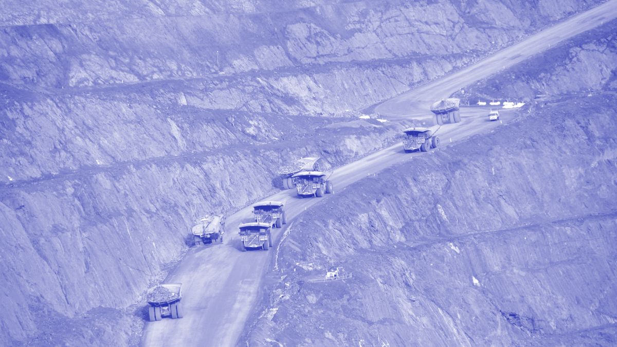 Capricorn Metals shares slide as CEO steps down and gold price drops ...
